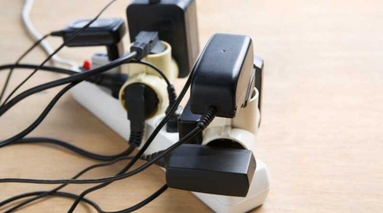 The Dangers Of Daisy Chaining Power Strips And How To Avoid Them ...
