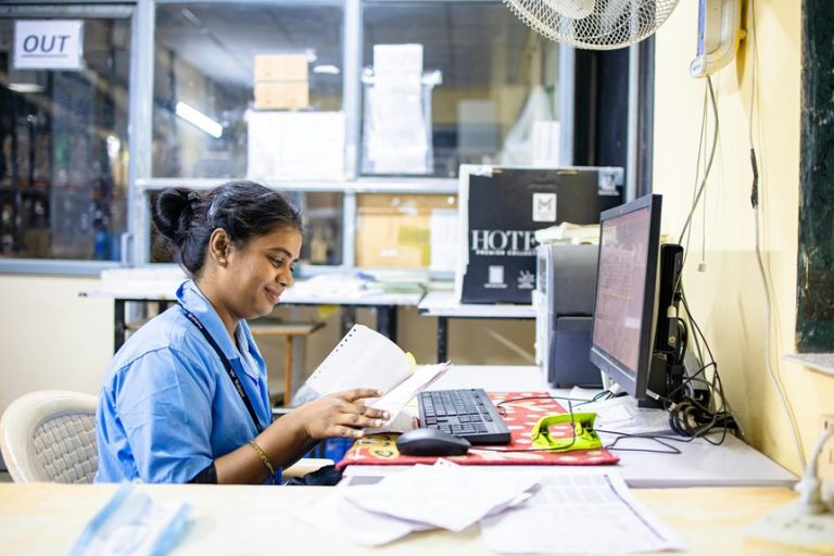 Adjusting Mouse Sensitivity for Better Productivity - Improve Workspace