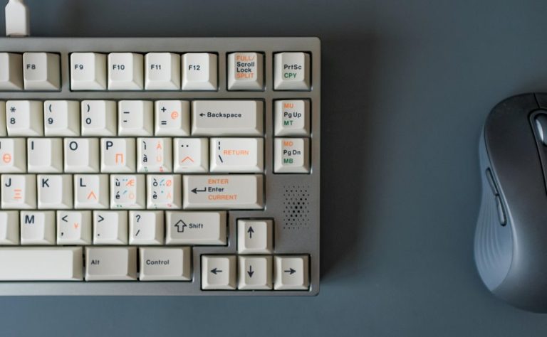 How to Choose the Right Size Keyboard for Your Desk - Improve Workspace
