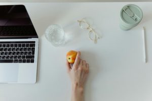 Vertical Mice That Work on Soft Surfaces - Improve Workspace