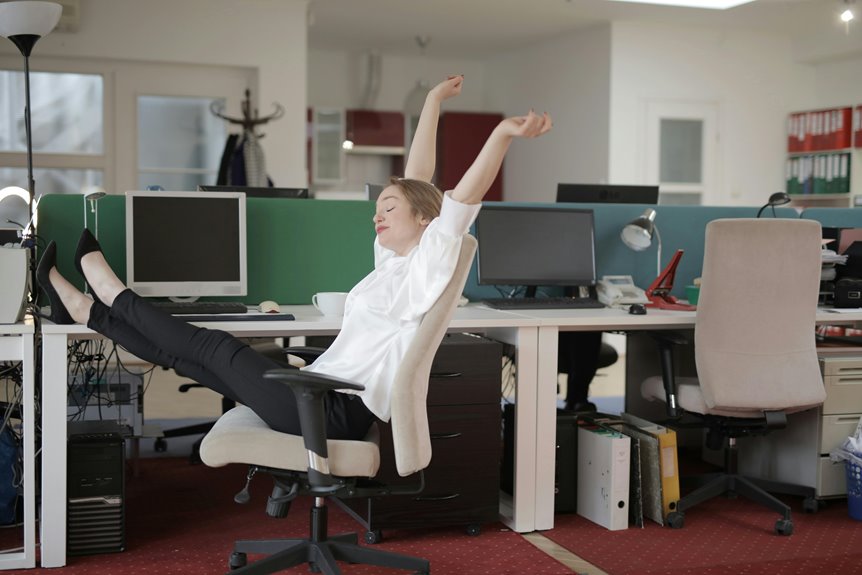 Maximize Comfort and Productivity With a Standing Office Chair ...