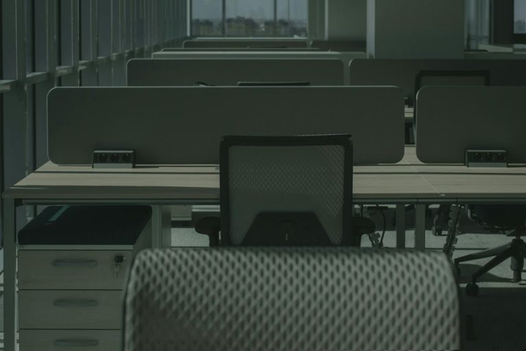 Essential Desks for Your Home Office: Elevate Remote Work Comfort ...