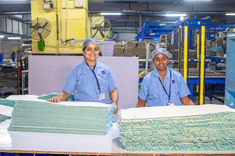 Pros and Cons of the Gig Economy for Workers - Improve Workspace